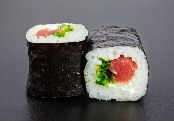 Bento suši un wok ēdienu piegāde Rīgā uz mājam un ofisu